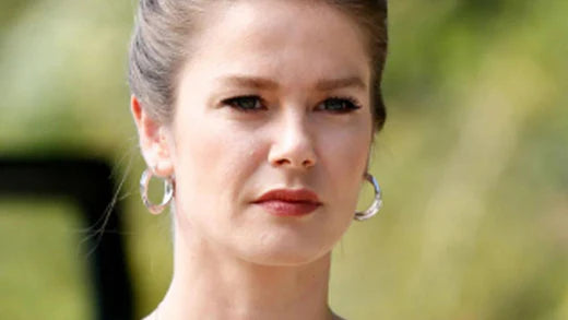 Dila’s Hoop Earrings – Bendis Design Global